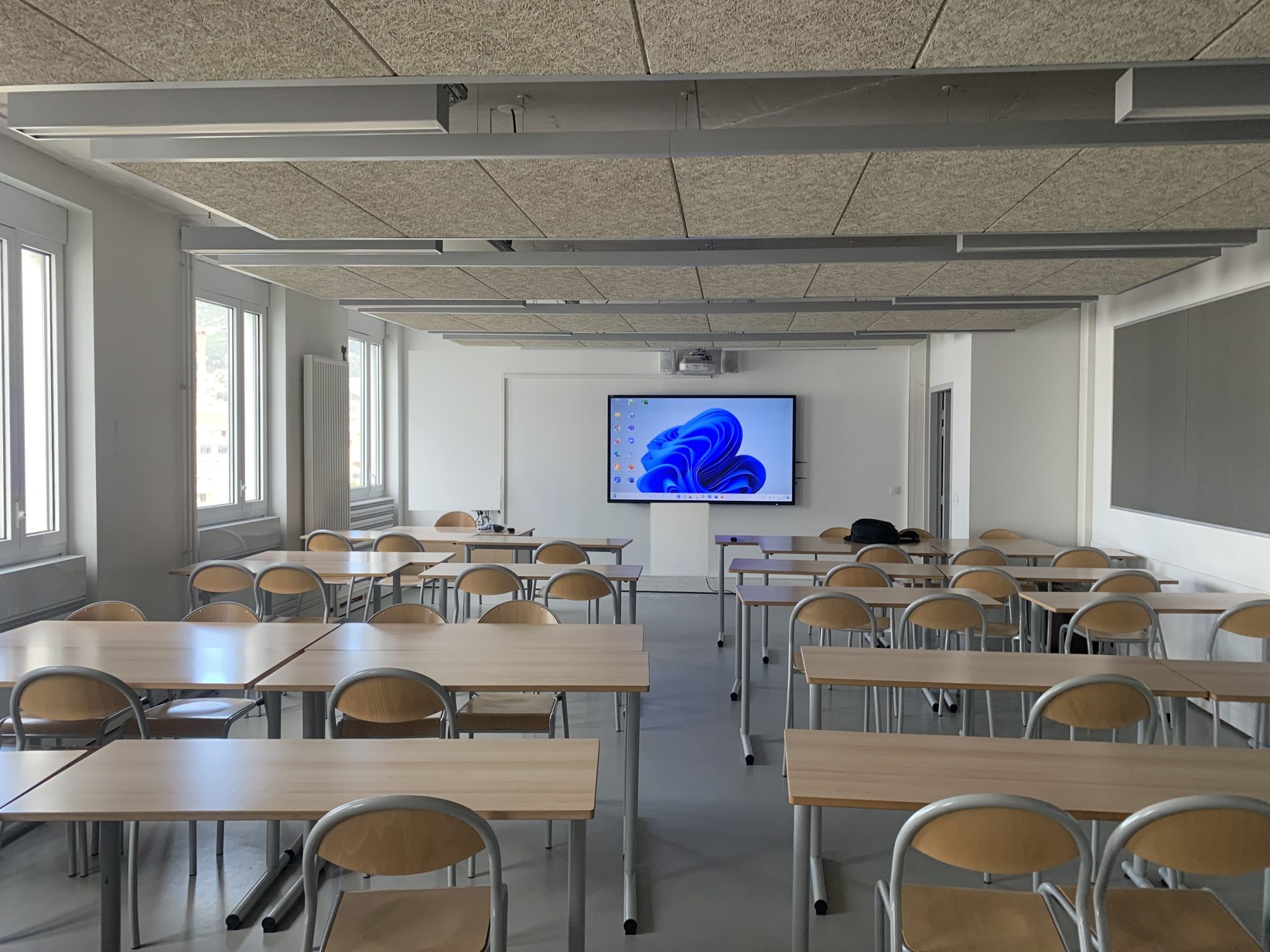 Quelles sont les caractéristiques nécessaires à un écran interactif ...